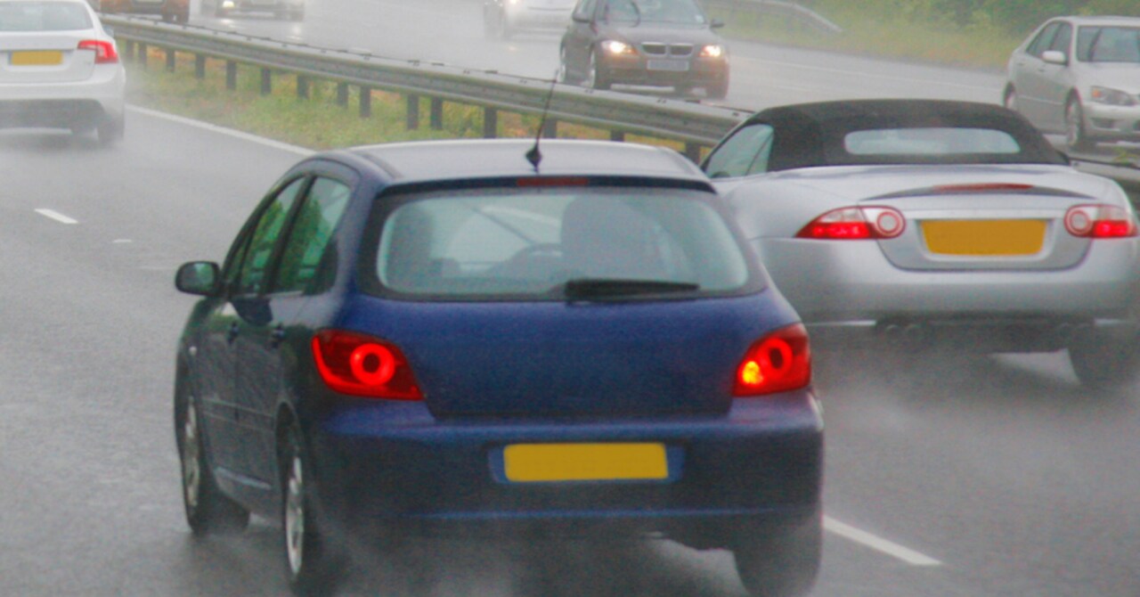 How to adjust your driving style in rainy weather | Shell Mauritius
