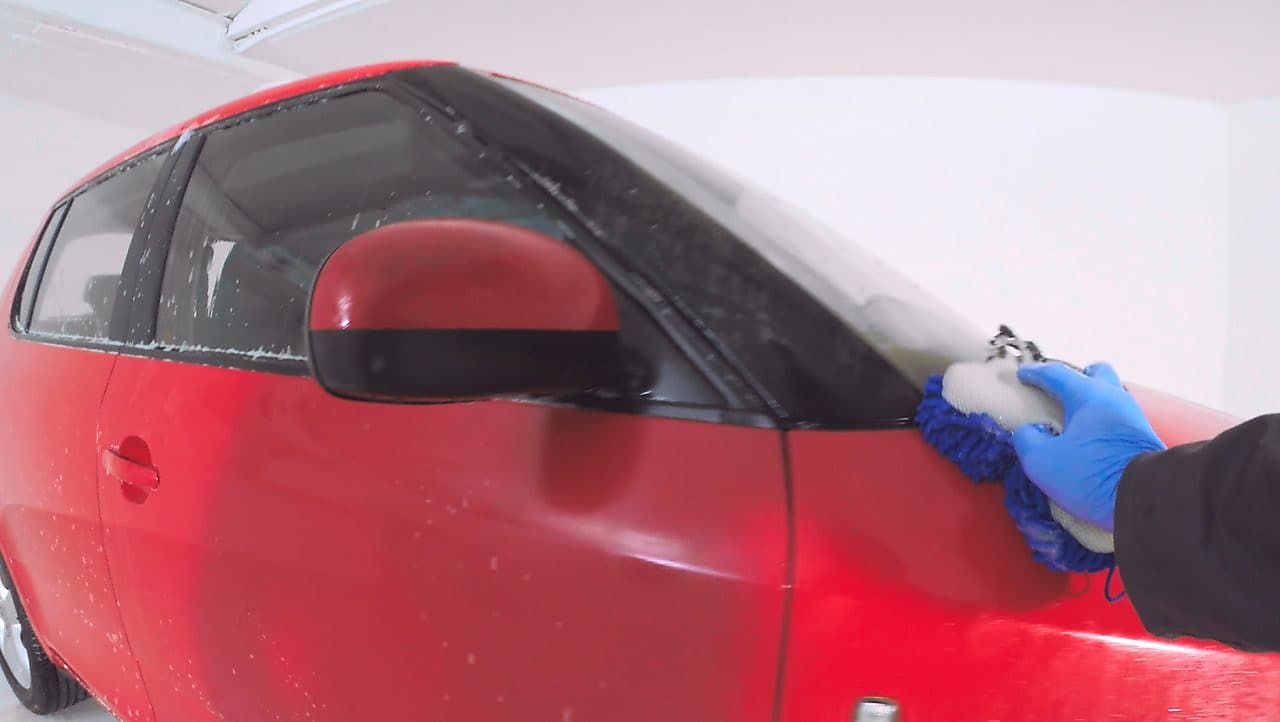 How to clean a car | Shell Mauritius